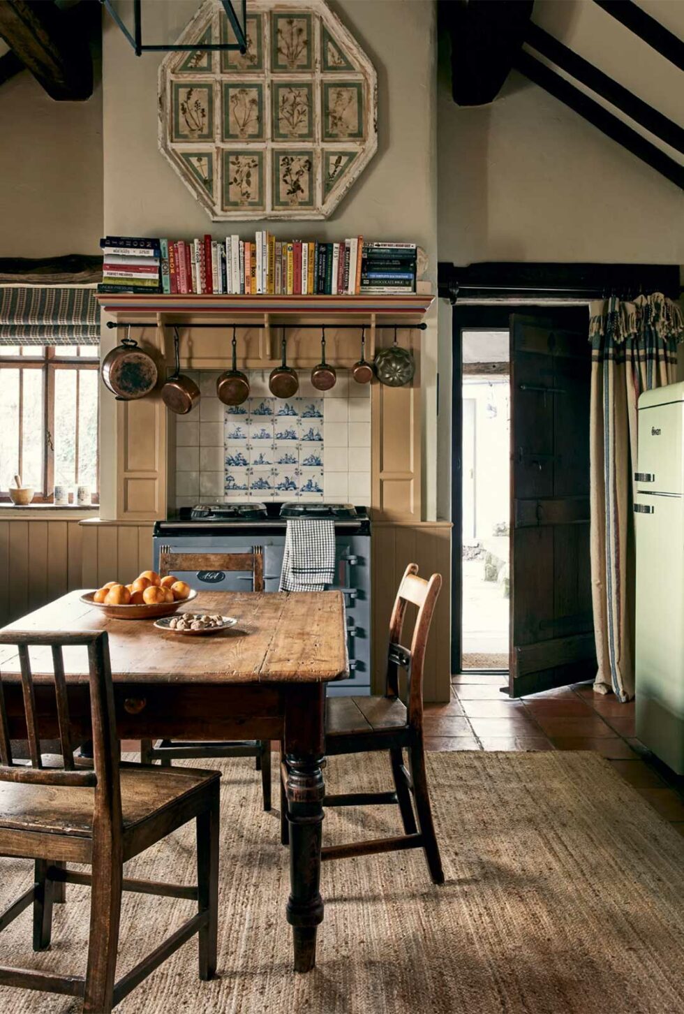 English-Style Bespoke Kitchen Design || J. Reiko Design + Co